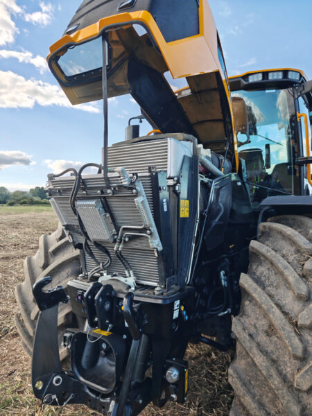 JCB completes Fastrac range | Farm Contractor & Large Scale Farmer